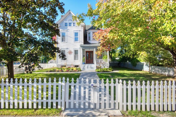 Hudson Navigator - Catskill, NY