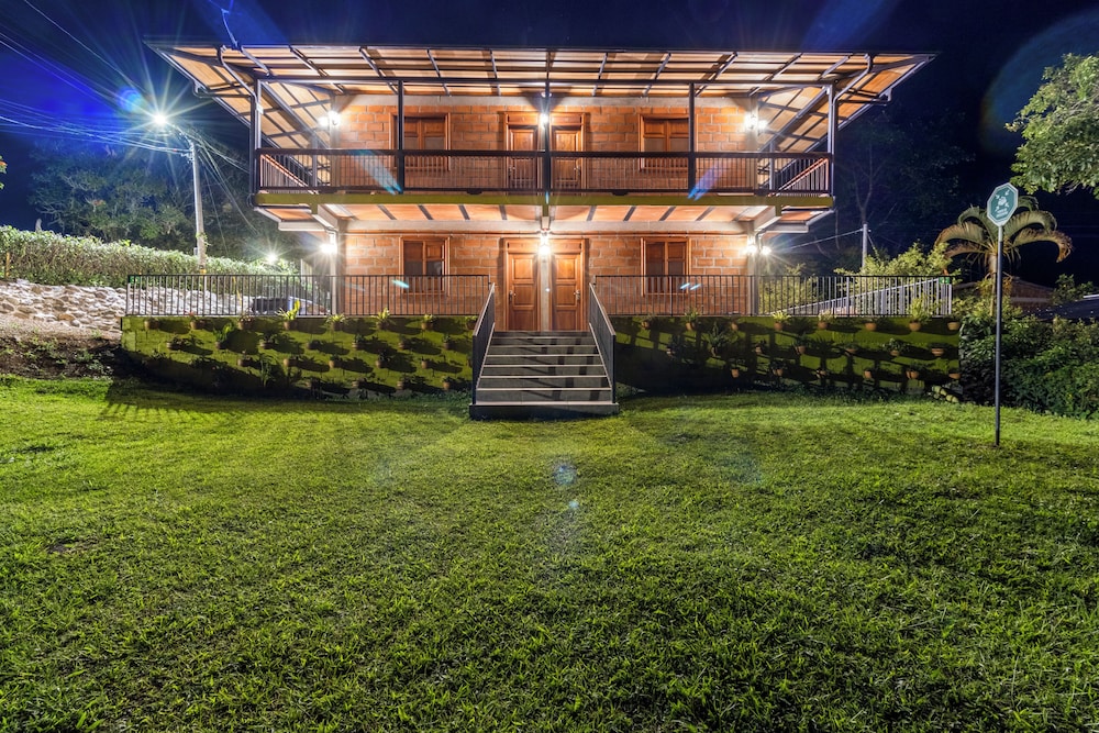 Hotel Embrujo Campestre - Jardín