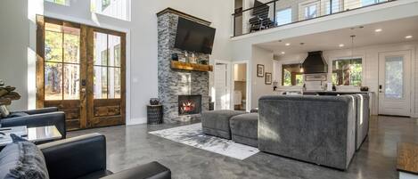 Casa (2 Bedrooms) | Interior