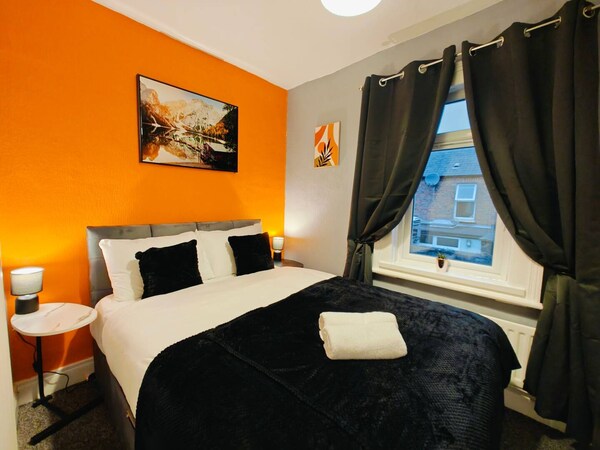 2br Fortuna Meadow In Belfast - Belfast