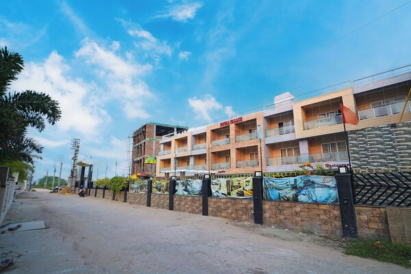 Royal Palace Beach Resort - Mandarmani