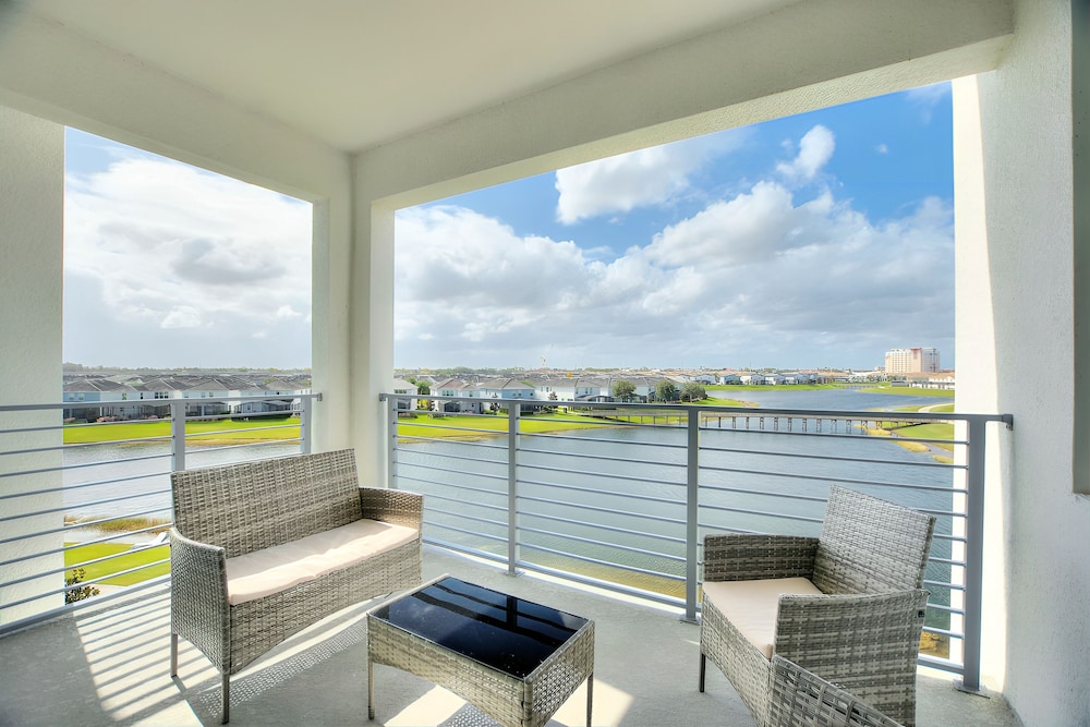 Storey Lake Resort 2bd Condo Overlooking Water #840 2 Bedroom Condo - Kissimmee