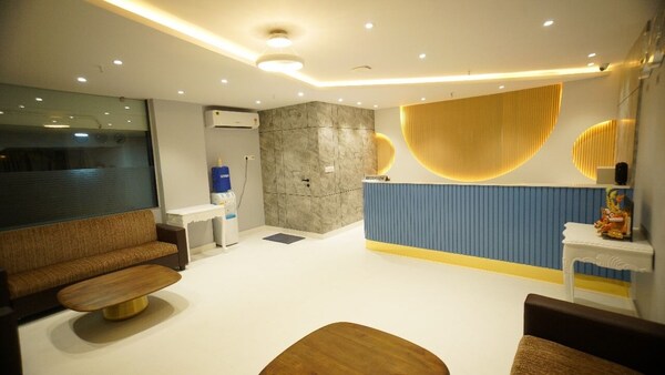 The Universe - Hotels & Banquets - Kolkata