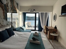 Apartamento Deluxe, vista para o mar | 1 quarto, Wi-fi grátis 