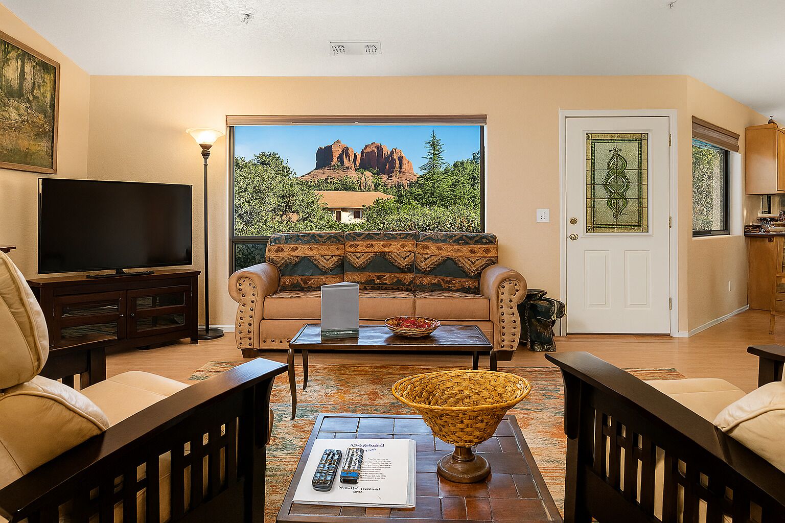 Sedona Cathedral Magic: A Serene 2br Retreat With Stunning Red Rock Views. - Sedona, AZ