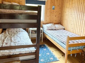 Casa | 4 quartos, com mobília individualizada