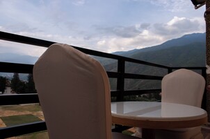 Quarto casal luxo, vista para a cidade | Sacada
