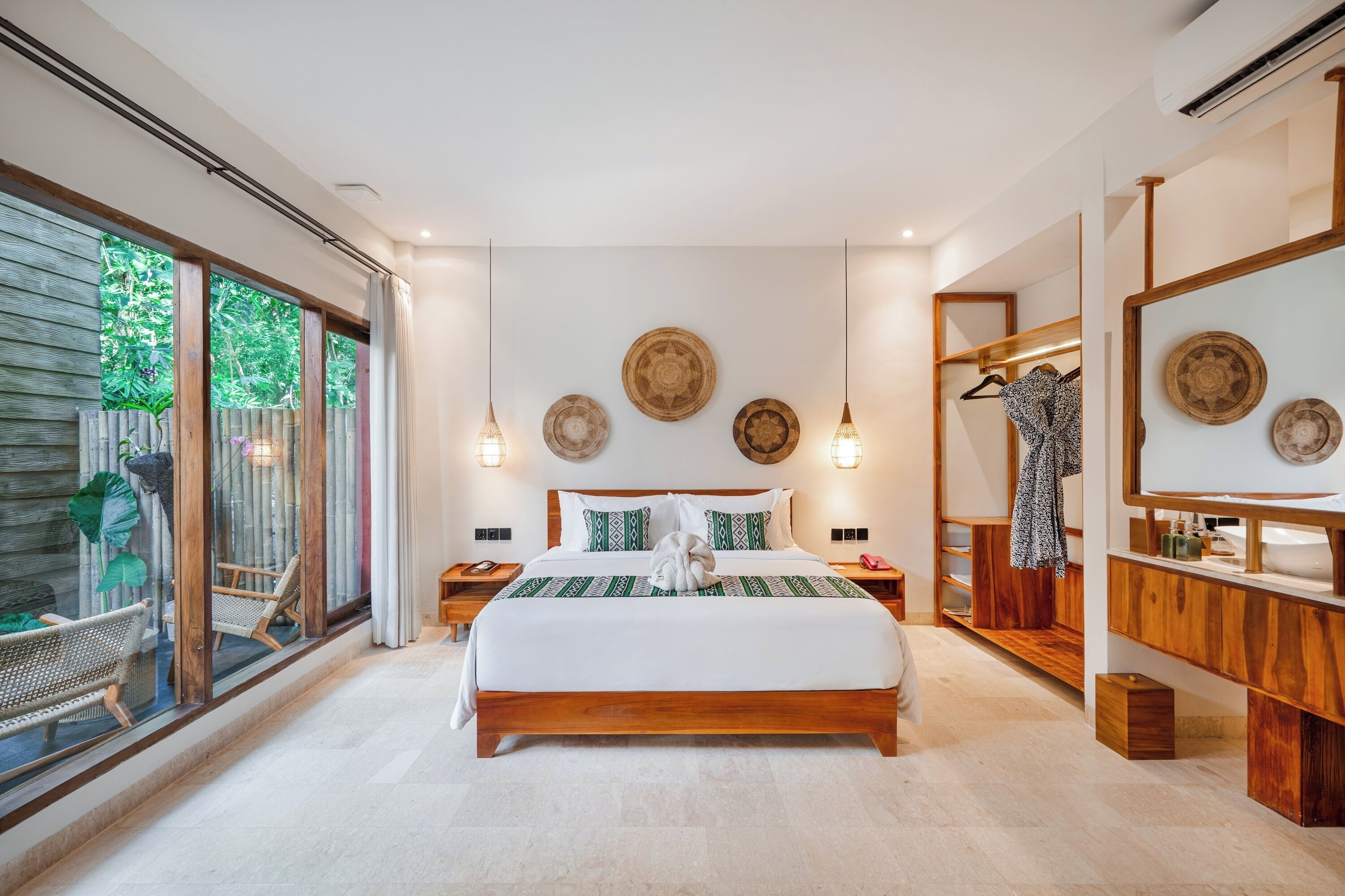 Suite Deluxe | Minibar, cofre no quarto, cortinas/cortinados opacos, Wi-fi grátis 