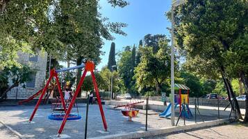 Apartamento (One Bedroom Apartment with Balcony) | Área de recreio para crianças (ao ar livre)