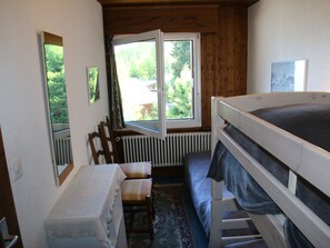 Apartamento | 2 quartos, com mobília individualizada, roupa de cama fornecida