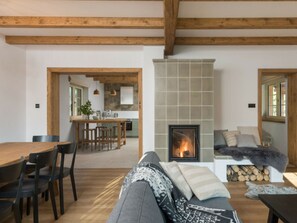 Villa | Restaurantes