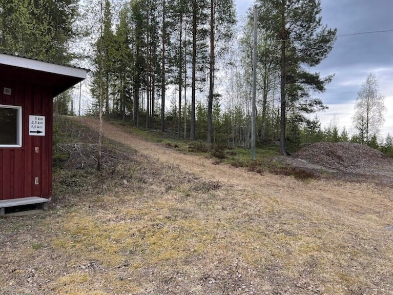 Bungalow öStavall Skogsvägen 20 Med Stora Ytor - Ånge