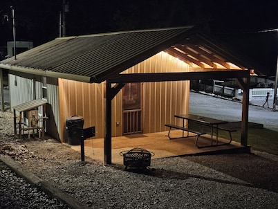 Kellers Kove Cabin and RV Resort