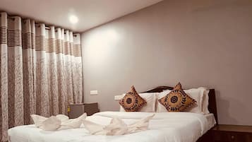 Quarto Duplo Standard | Wi-fi grátis, roupa de cama fornecida