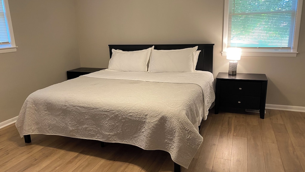 Charming 4-bedroom Retreat Near Unc - Chapel Hill, NC