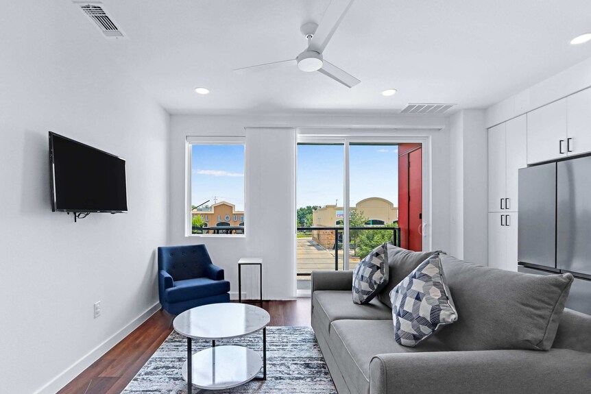 Chic Condo Minutes To Downtown, Gruene, & More - サン・マーコス, TX