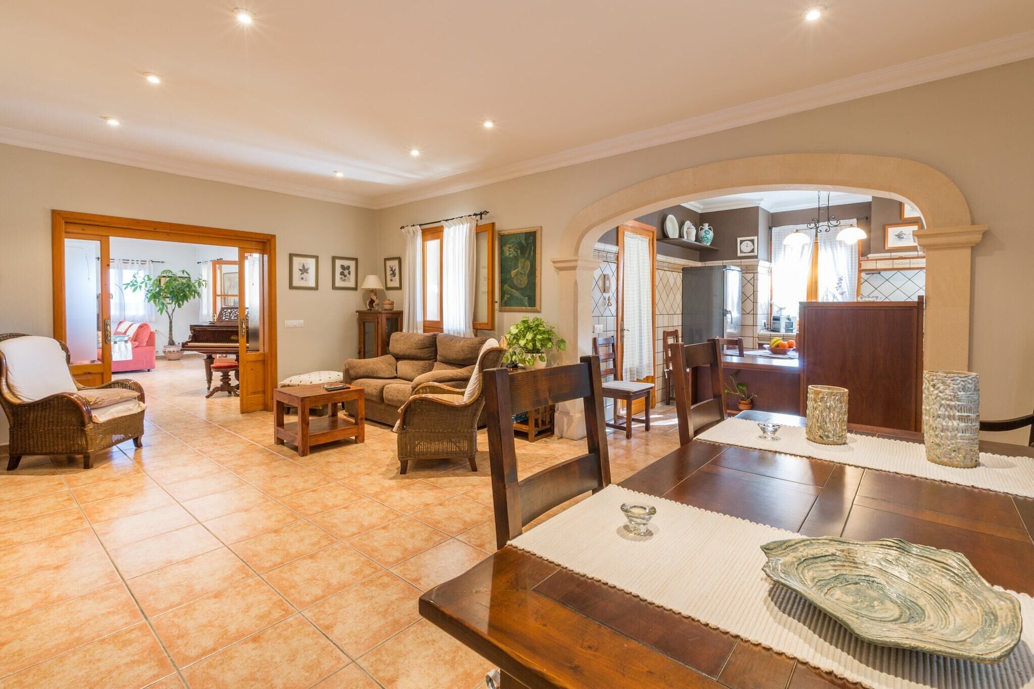 Maison Rustique à Felanitx Avec Piscine & Jardin - Felanitx