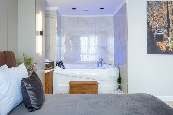 1 quarto, lençóis de algodão egípcio, roupa de alta qualidade, minibar 