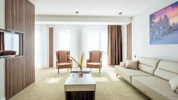 Deluxe Superior Room | Lençóis de algodão egípcio, roupa de alta qualidade, minibar
