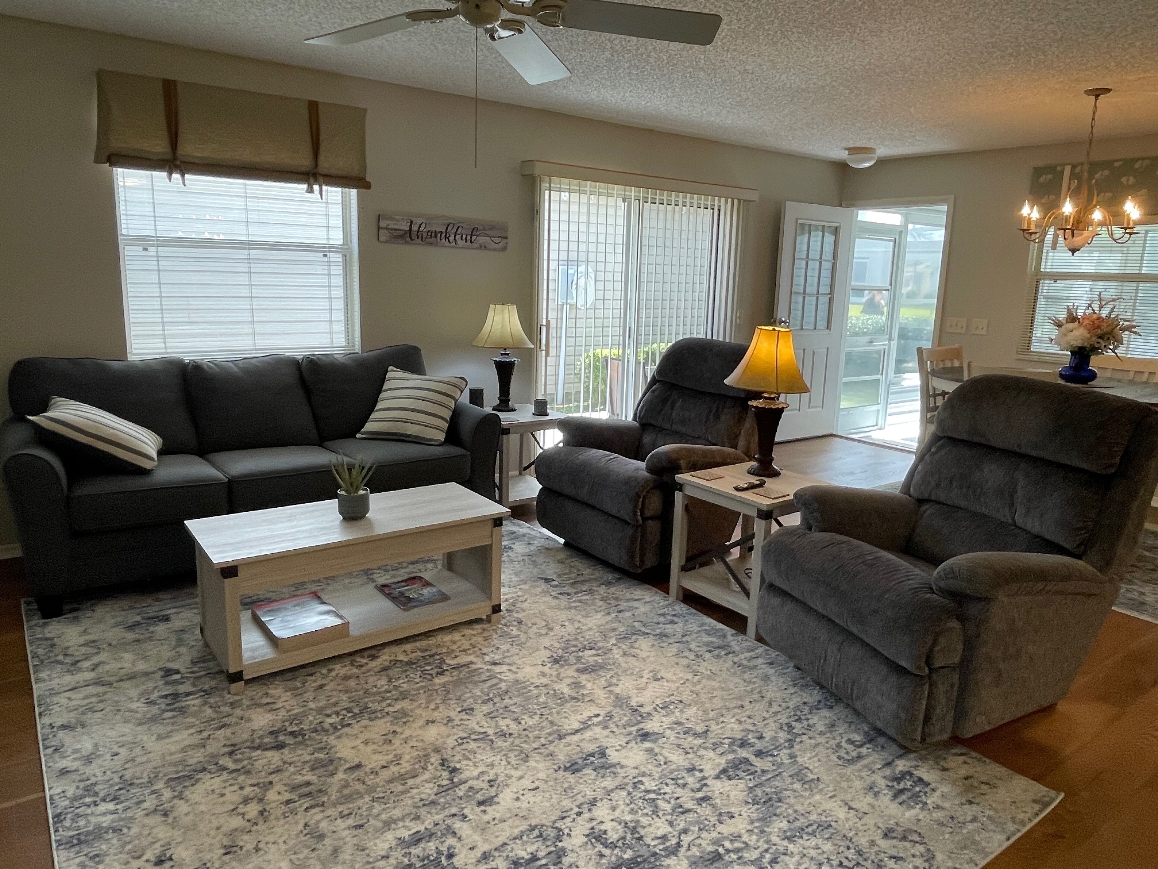 Modern Home With Golf Cart, Enclosed Lanai & Close To Lake Sumter Landing - The Villages, FL