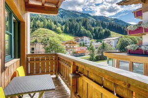 Quarto Duplo Familiar | Vista da varanda