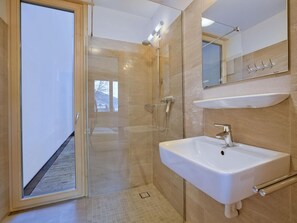 Apartamento | Banheiro | Banheira 
