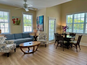 Apartamento Premium em Condomínio Fechado, 2 camas queen-size, no edifício anexo | Com decoração personalizada, com mobília individualizada 