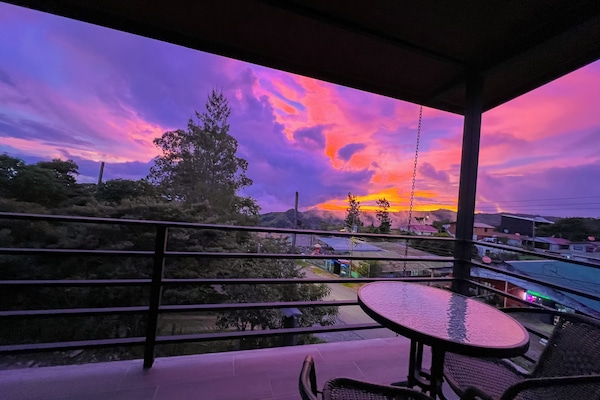 Apartamento Deluxe, varanda, vista para a montanha | Vista do quarto