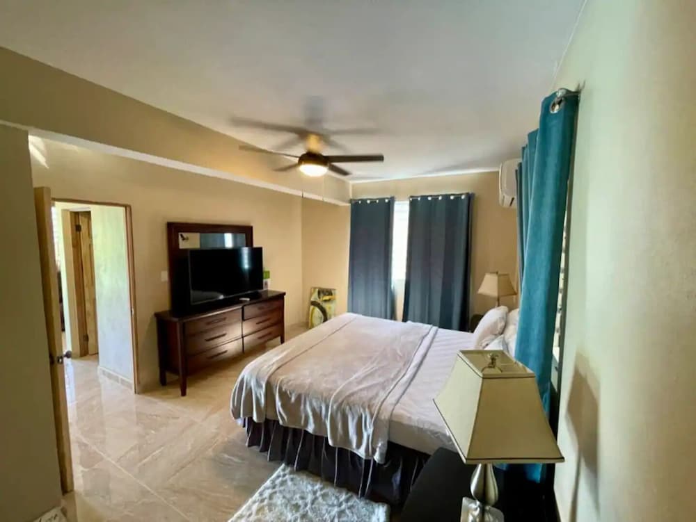 Hibiscus – New Spacious Apt - Sea View - Perfect Location - Estate ...