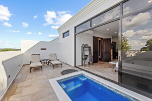 Suite-Estúdio Deluxe, 1 cama king-size, vista para a montanha | Piscina privativa