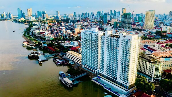 X One Hotel - Phnom Penh