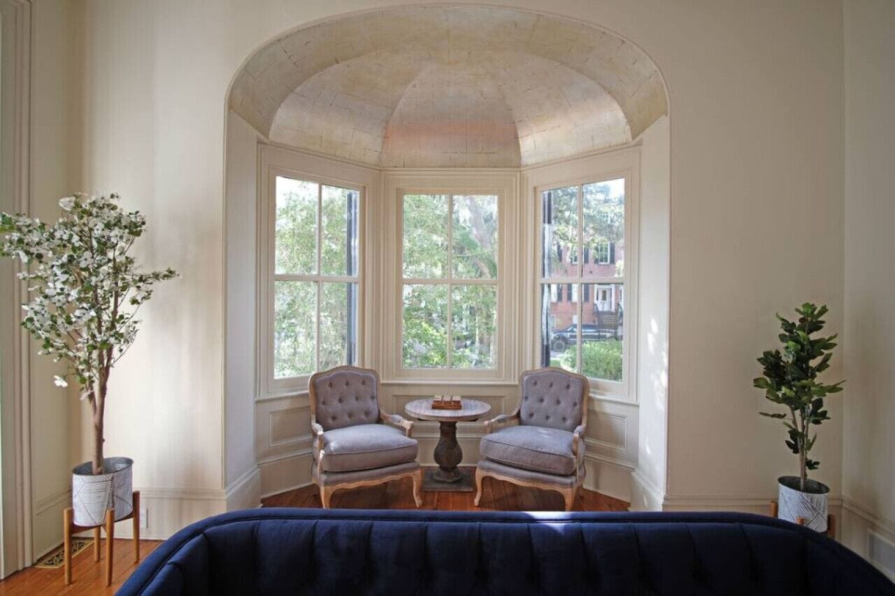 Hamilton House - 5 Bed Historic Downtown House W/ Courtyard & Parking - Savannah, GA