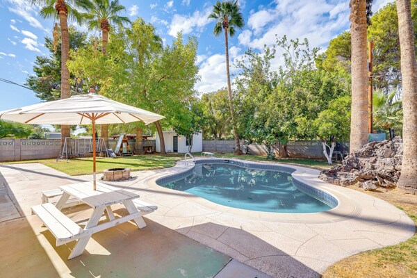 8 Mi To Dtwn: Pet-friendly Phoenix Home! - Arizona