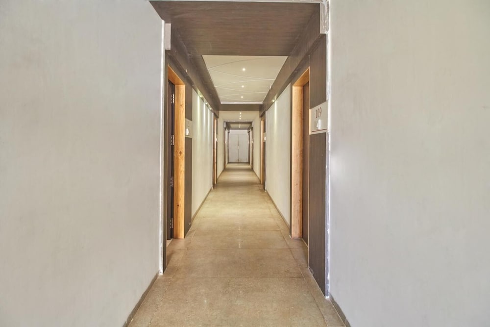 Hotel Anugraha Deluxe - Kolhapur
