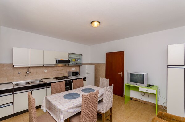 Apartment Rustic - Jelsa