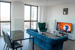 Apartamento | Sala de estar | TV de ecrã plano 