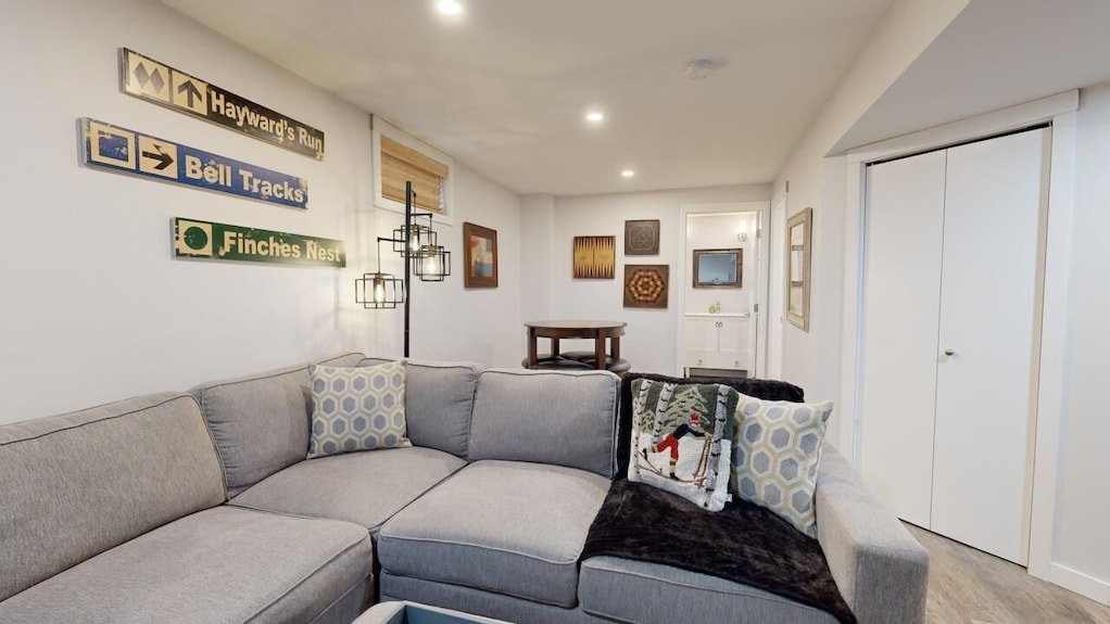 The Finch's Nest Chalet - Sun Peaks