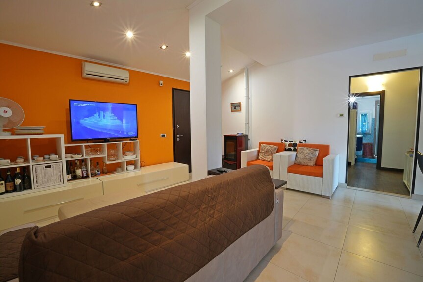 Villa In Ameglia Met 2 Slaapkamers 5 Personen - Lerici