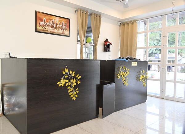 Hotel Rewalsar Heights - Mandi
