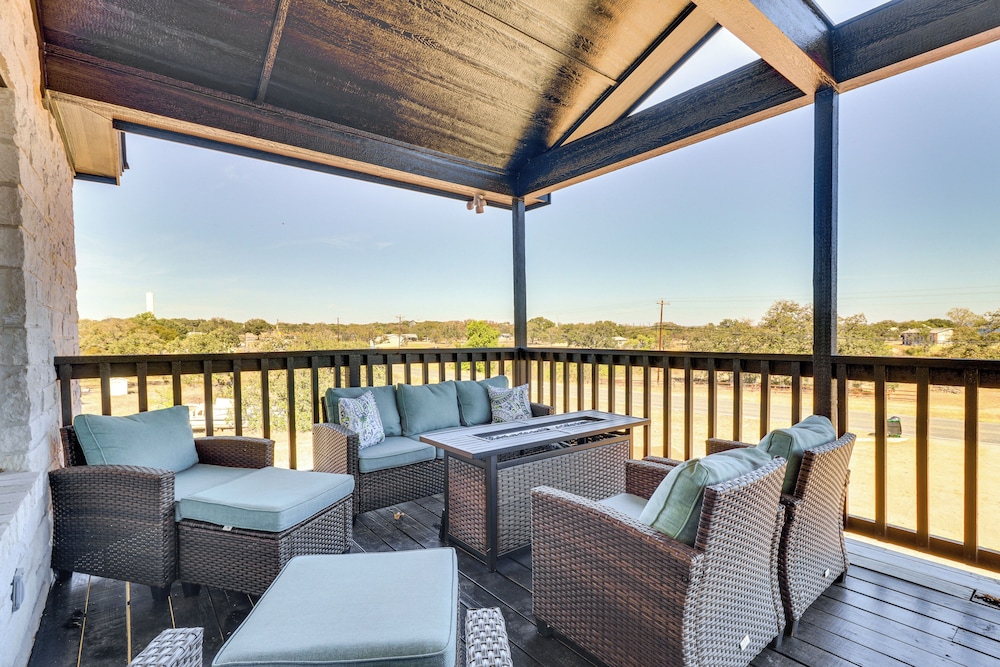 Walk To Water: Game Room At Buchanan Dam Home! - Lake Buchanan, TX