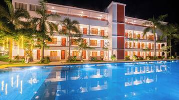 Fachada da propriedade