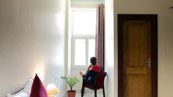 Quarto casal luxo, vista para a colina | Wi-Fi de cortesia