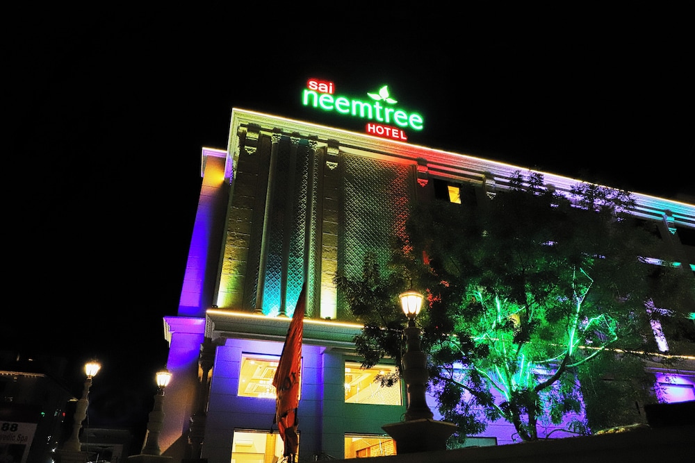 Sai Neem Tree Hotel - Shirdi
