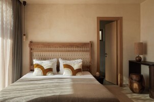Signature Suite with Private Heated Pool (Ground Floor) | Roupa hipoalergénica, edredões de penas, camas de colchão pillowtop