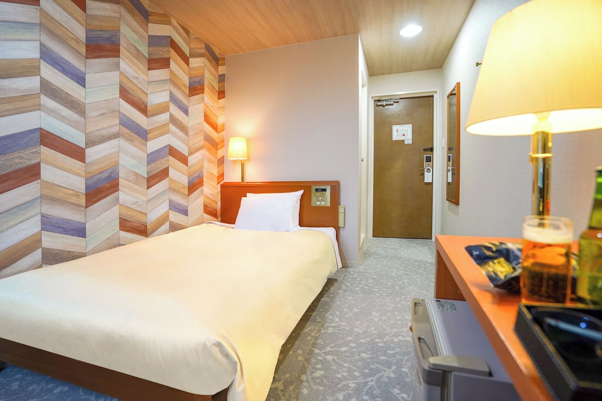 Camas Select Comfort, escrivaninha, cortinas blackout, Wi-Fi de cortesia