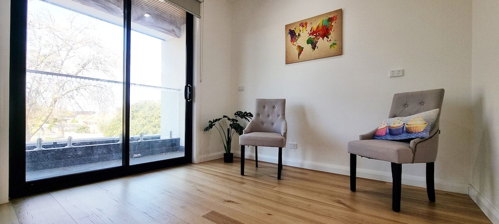 Brand New House In Sunshine West - Melbourne