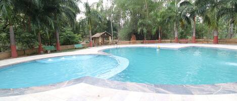 Piscina exterior