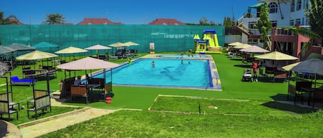Piscina exterior