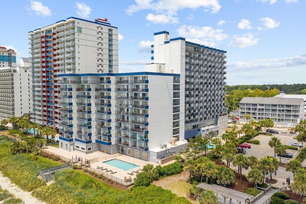 Bluewater Resort 403 - Surfside Beach, SC