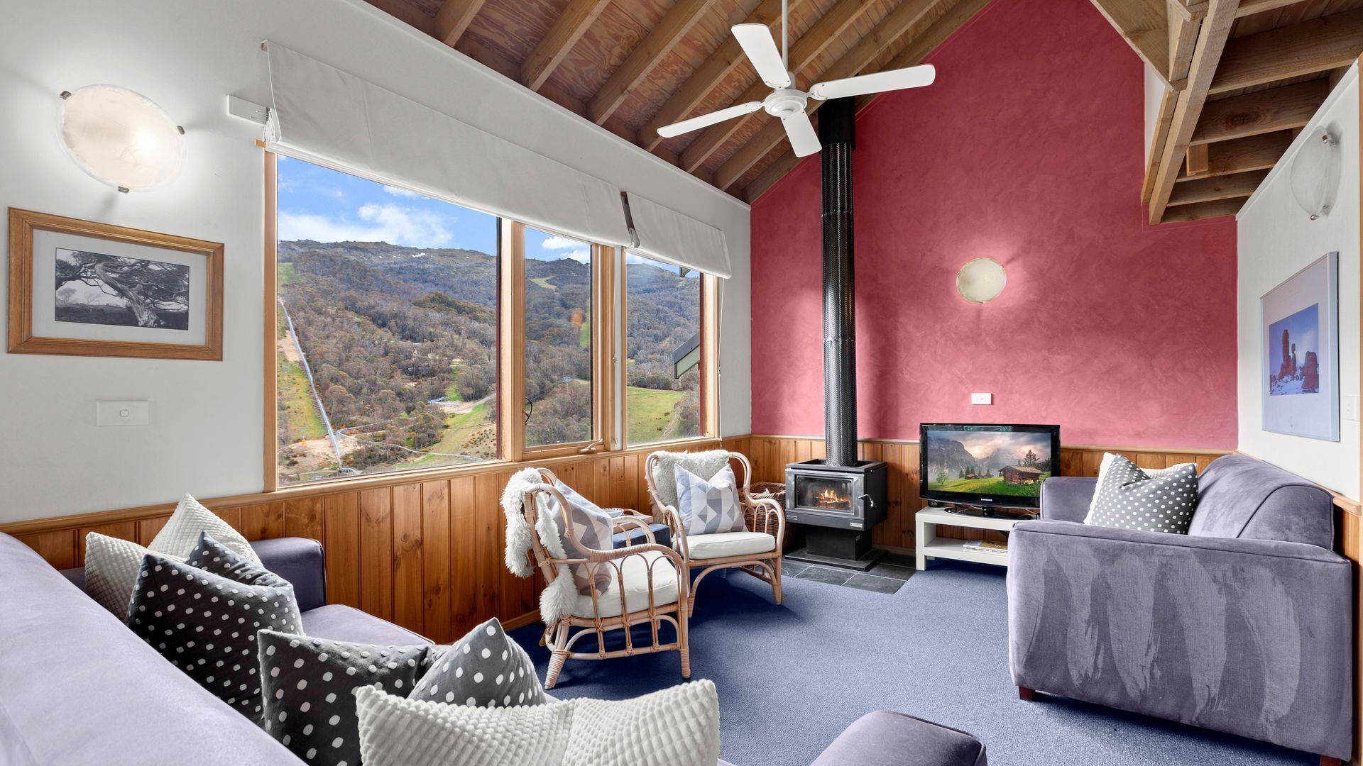 Banjo 1 Townhouse - Two Bedroom & Loft Townhouse With Wrap Around Views - Snowy Mountains